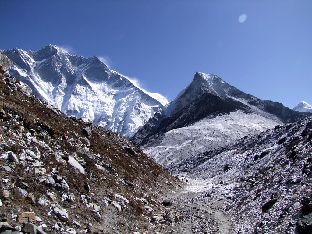 Solo Female Travel to Island Peak: A Complete Guide for Independent ...